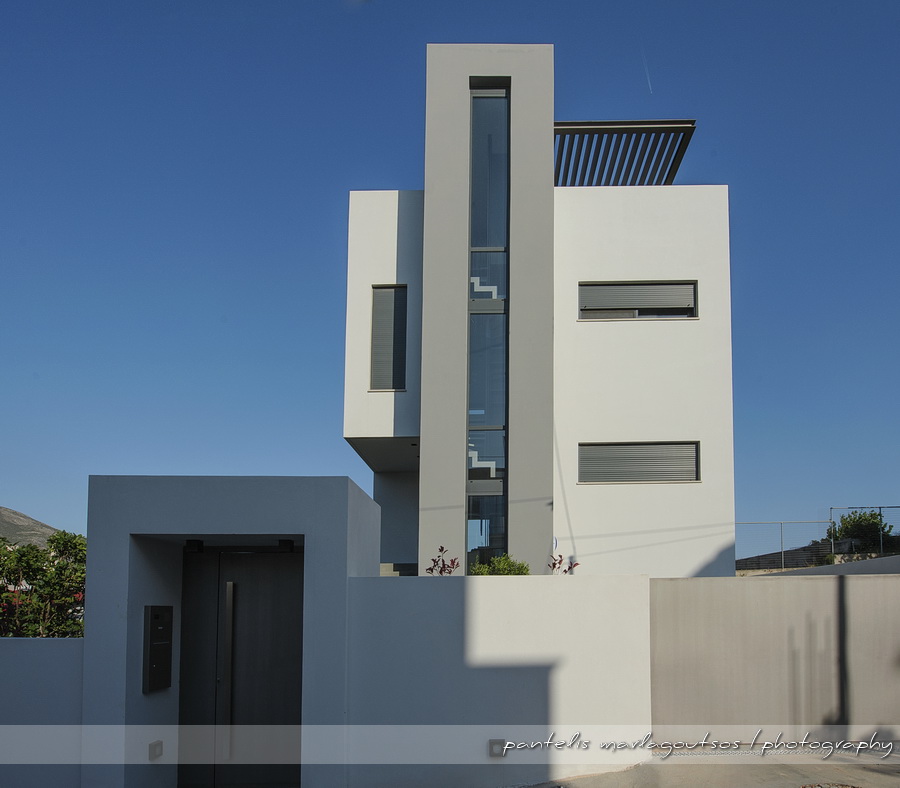 Leonidas Maniotis & Eleni Pelekanaki Architects Lagonisi 2012 - Prophoto